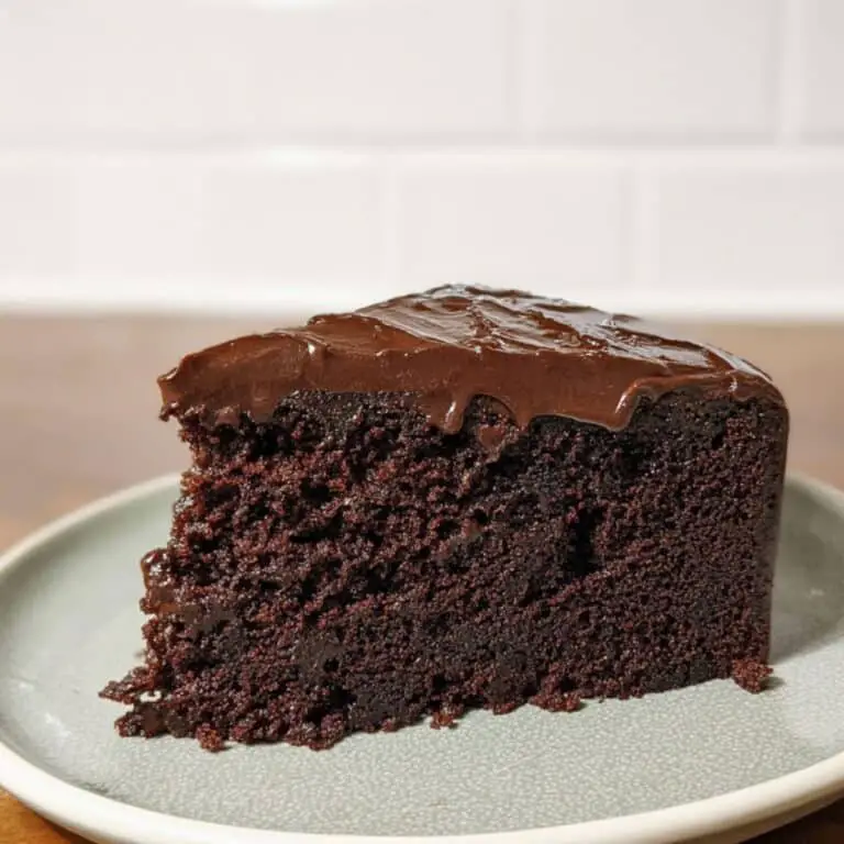 10 Easy Steps to Make a Layer Chocolate Cake in Under an Hour
