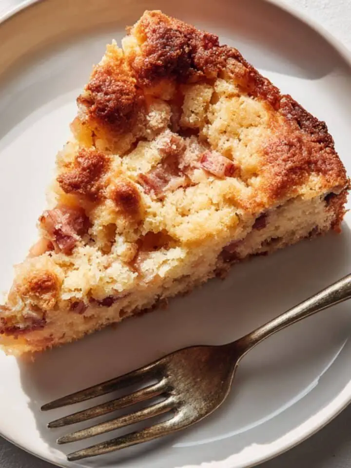 Moist & Delicious Date Cake Recipe for Sweet Nostalgia